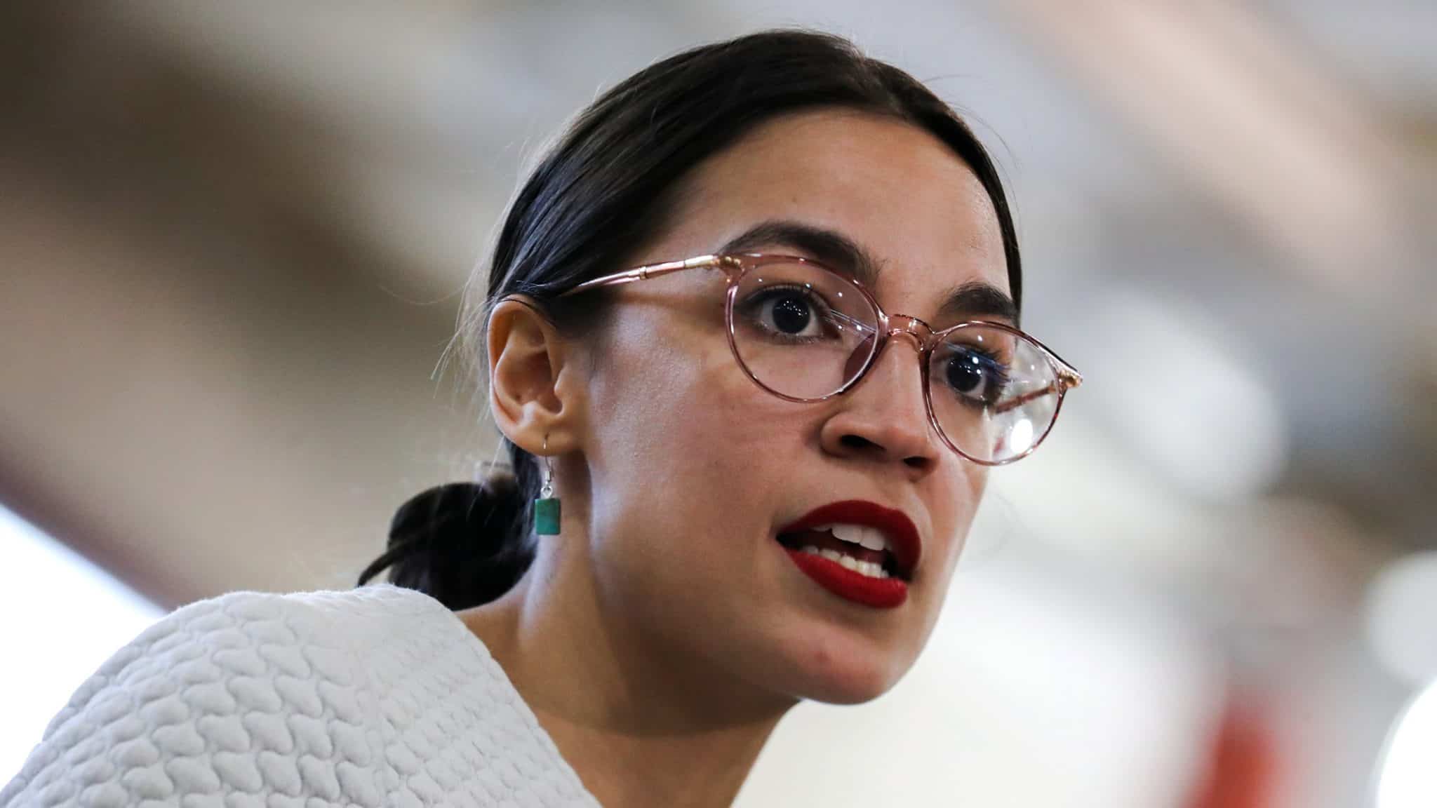 AOC Discusses Approach to Wall Street Evaluation in Light of GameStop ...